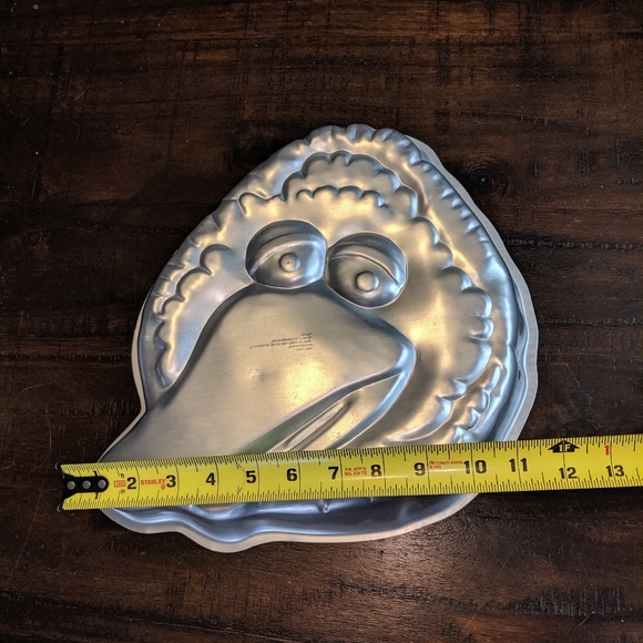Kitchen | Vintage 1977 Sesame Street Big Bird Cake Pan | Poshmark